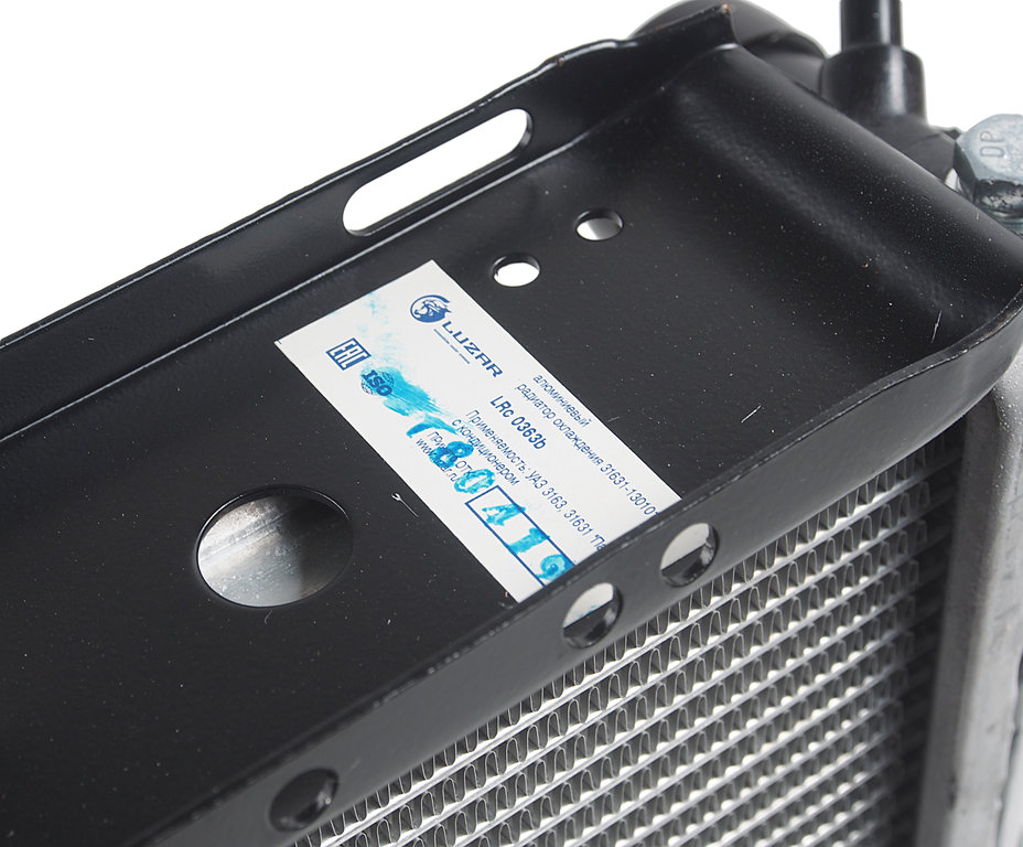 Радиатор УАЗ-3163 алюминиевый 2-х рядный дв.ЗМЗ-409, 40904, IVECO ЕВРО-2, 3 LUZAR - LRC0363b ...